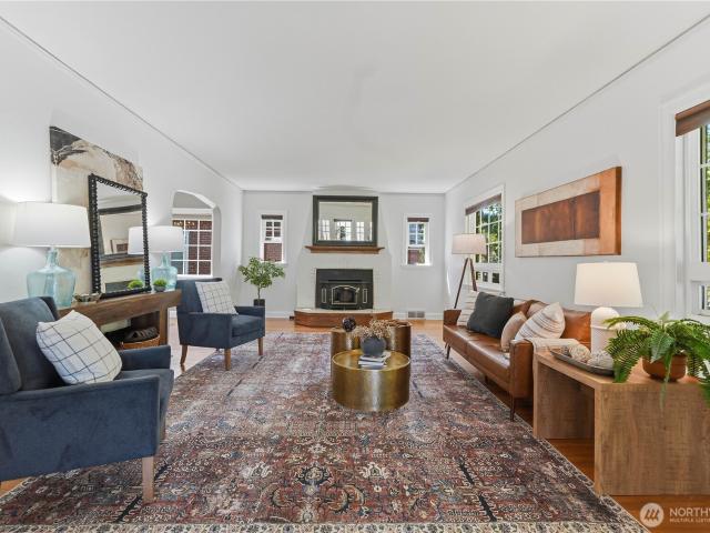 915 Highland Drive
