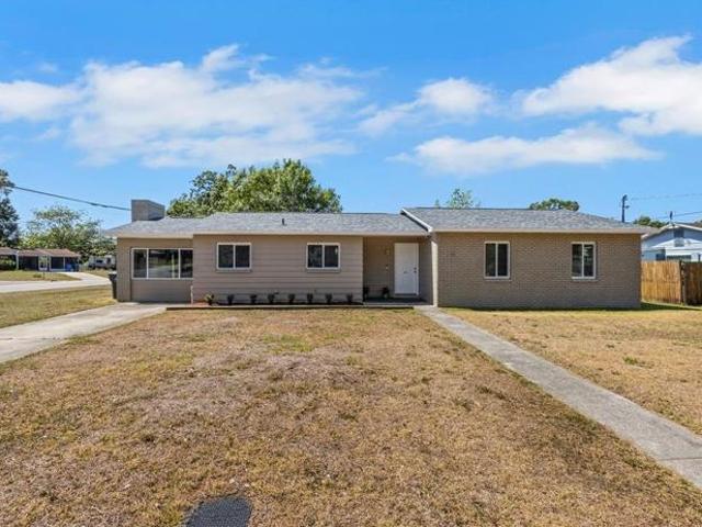915 Hillside Terrace, Brandon, FL 33511