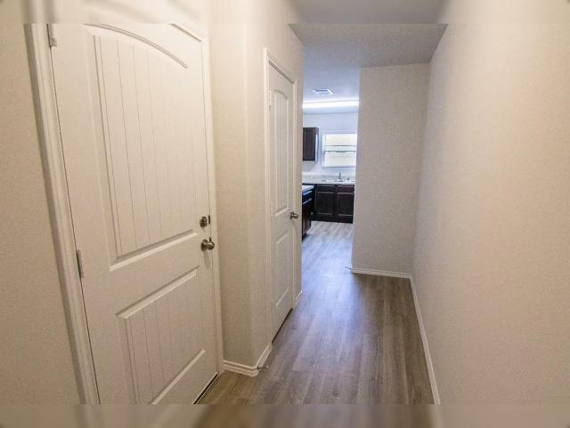 915 Imperial Heights Lane