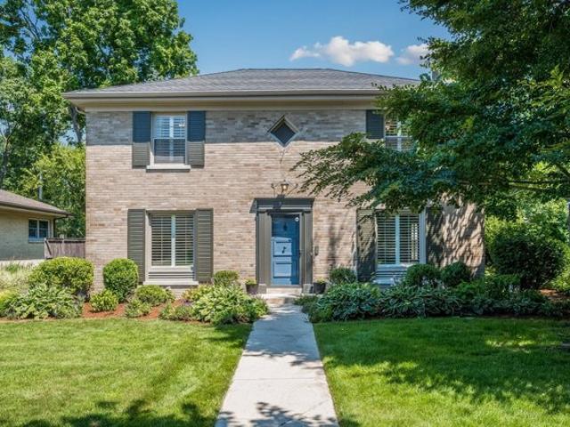 915 Indian Rd, Glenview, IL 60025