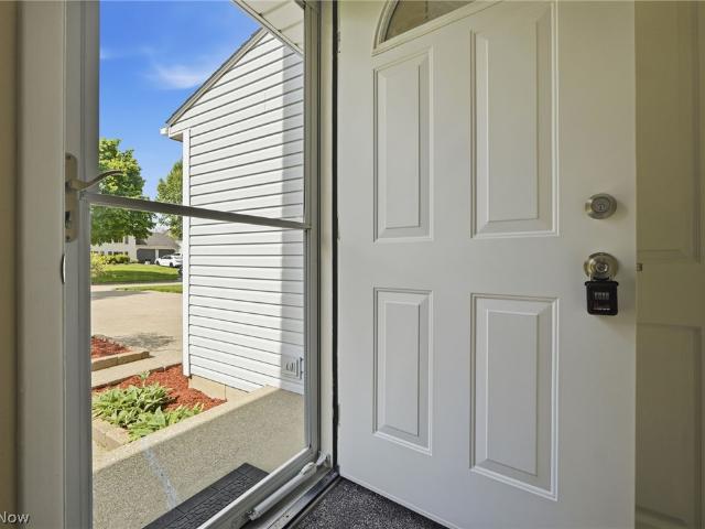 915 Old Farm Trail