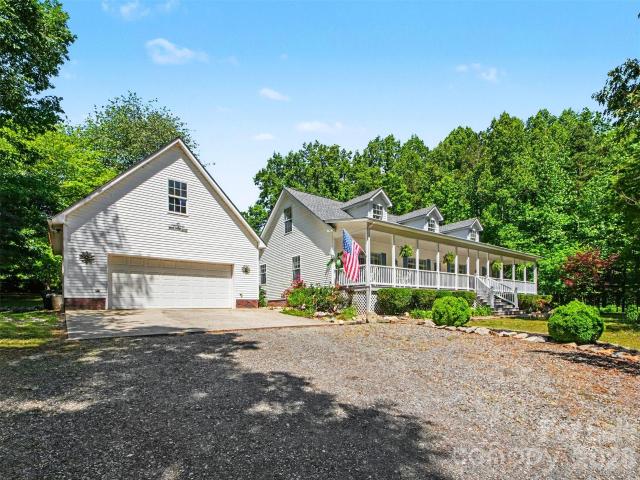 915 Ostwalt Amity Road