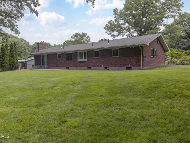 915 Londonderry Court