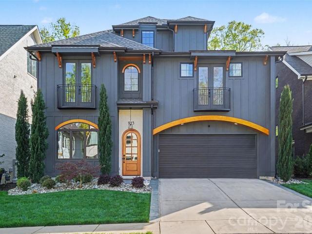 915 Laurel Creek Lane