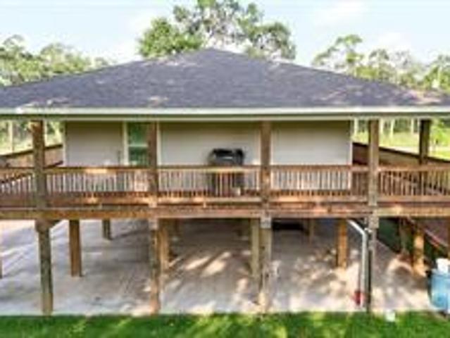 915 Live Oak Drive
