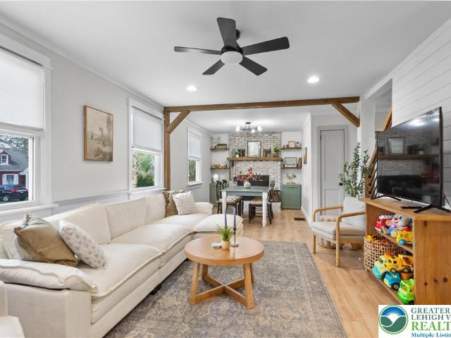 915 Magnolia Road