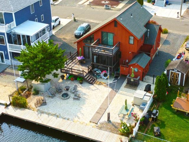 915 Meadow Lark Drive