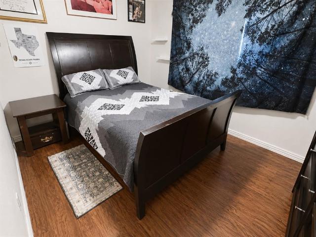 915 N 7th St, Sanger, TX 76266 | MLS #21304
