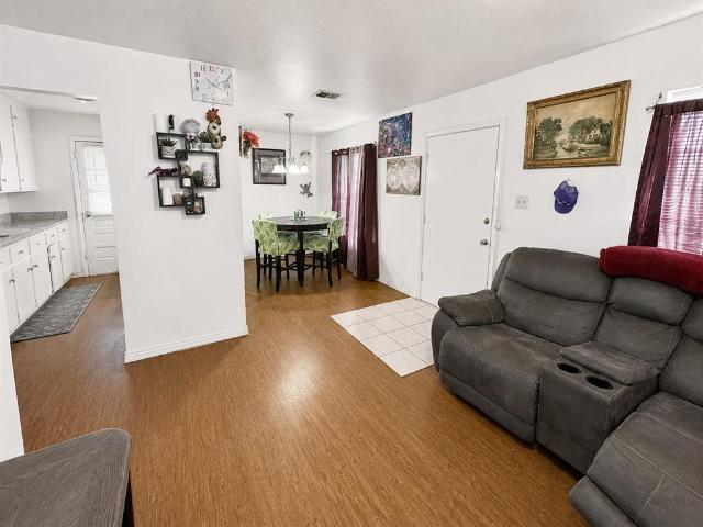 915 N 7th Street