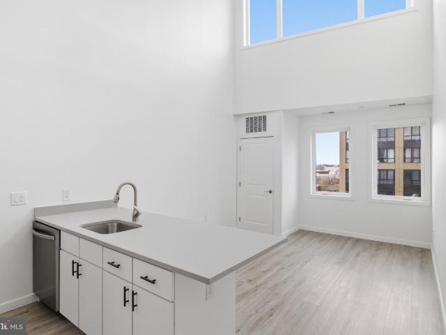 915 N Broad St, Unit 601, Philadelphia, PA 19123 | MLS #PAPH2596