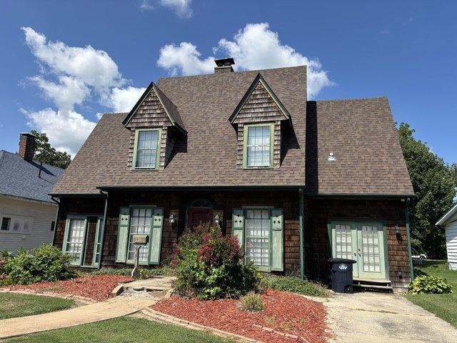 915 N Broadway Ave, Salem, IL 62881