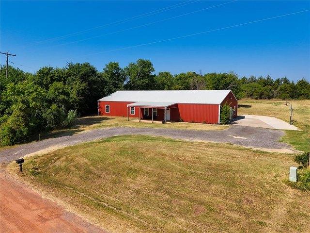 915 N Douglas Blvd, Guthrie, OK 73044