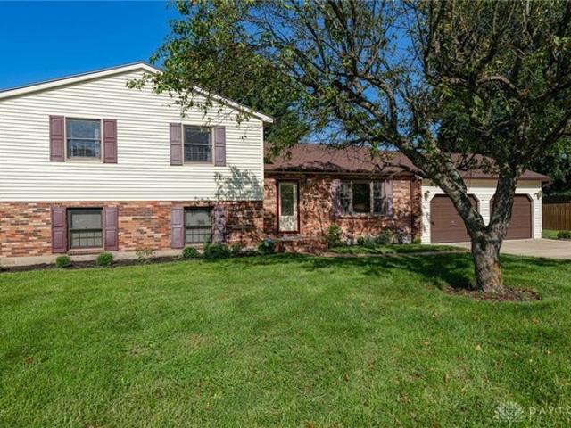 915 N Fairfield Rd, Beavercreek, OH 45434