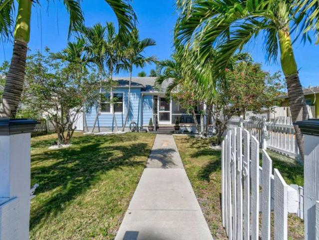 915 N K St, Lake Worth Beach, FL 33460