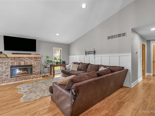 915 S 8th Street
