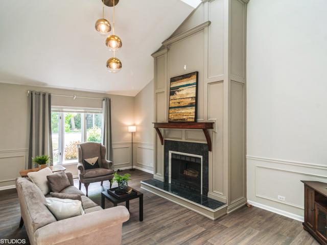 915 Suffolk Court