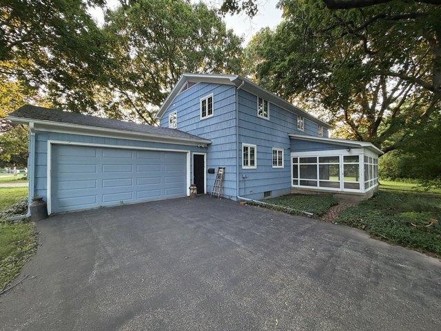 915 Sunset Dr, Princeton, IL 61356