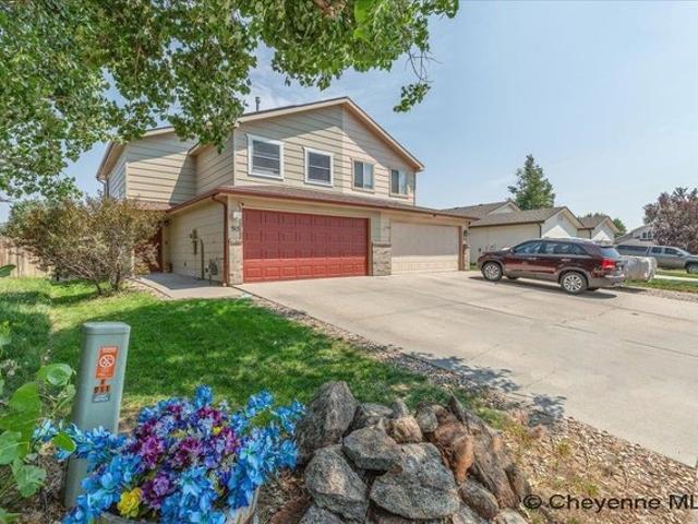 915 Pennsylvania Ave, Cheyenne, WY 82001