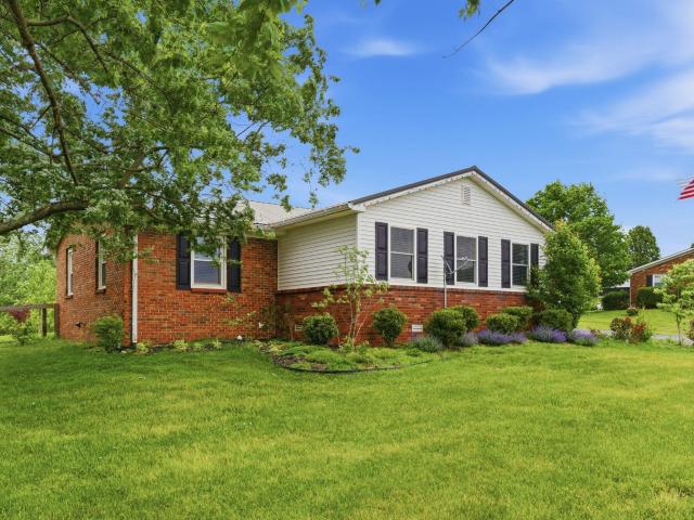 915 Richmond Road Loop 1