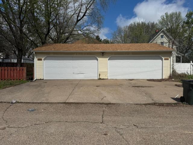 915 W 14th Street