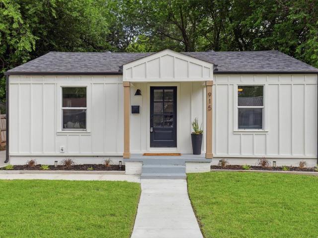 915 W Comanche Street