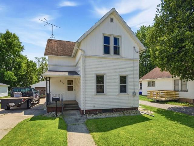 915 W Hawes Ave, Appleton, WI 54914