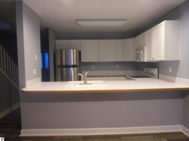 915 W Lake Street # 2