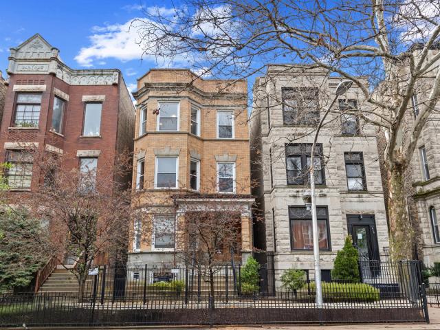 915 W Newport Street # 3
