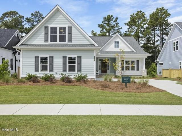 9165 Crossbill Dr, Leland, NC 28451