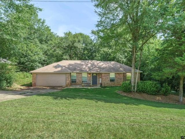 9165 Stonecreek Dr, Tyler, TX 75703