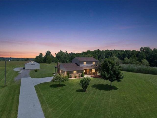 9166 Meisner Rd, Casco, MI 48064