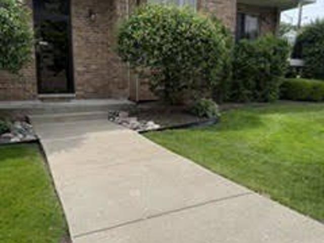 9168 Del Prado Dr Apt 1N, Palos Hills, IL 60465