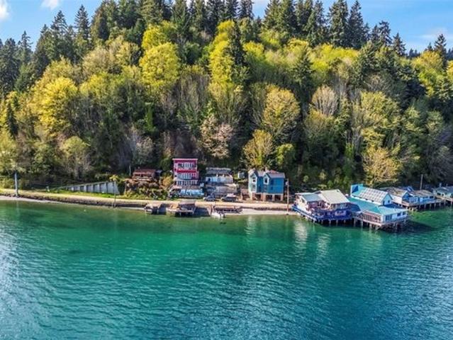9169 SE Fragaria Rd, Olalla, WA 98359