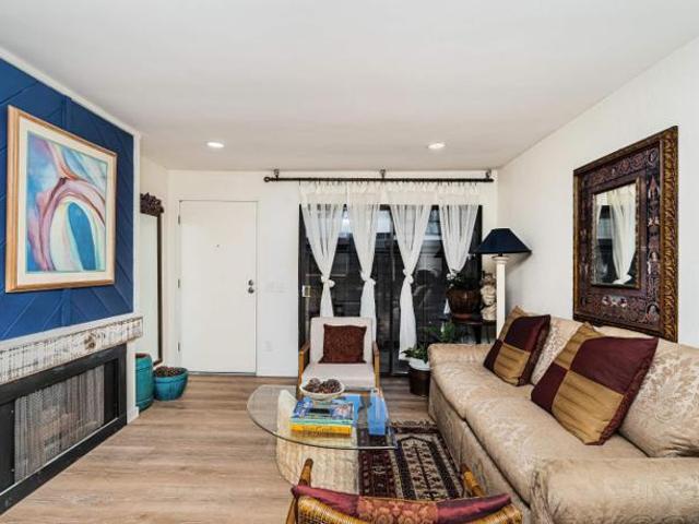 9169 Village Glen Dr 162, San Diego, CA 92123