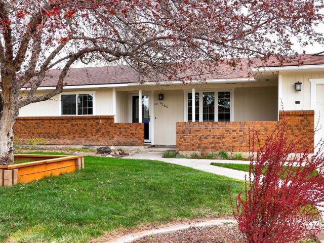 9160 W Austin St