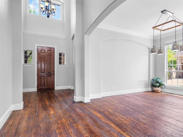 9161 Cedar Ridge