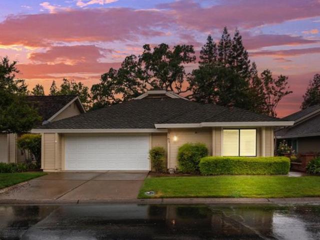 9163 Falcon Ridge Ln, Fair Oaks, CA 95628