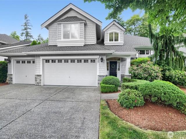 916 275th Pl SE, Sammamish, WA 98075