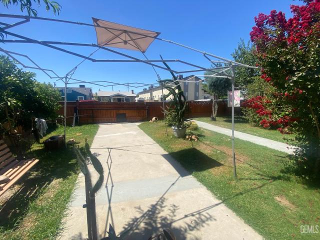 916 33Rd Street