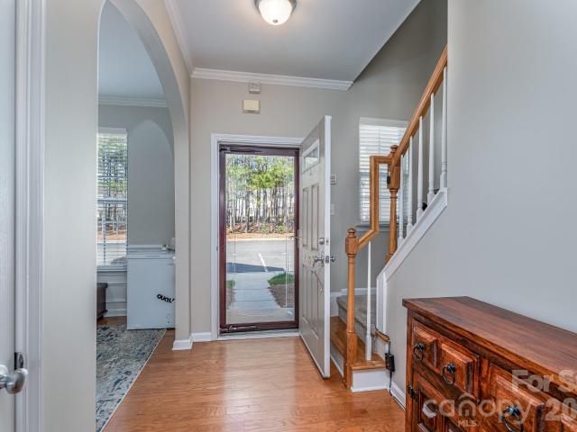 916 Coffee Tree Lane