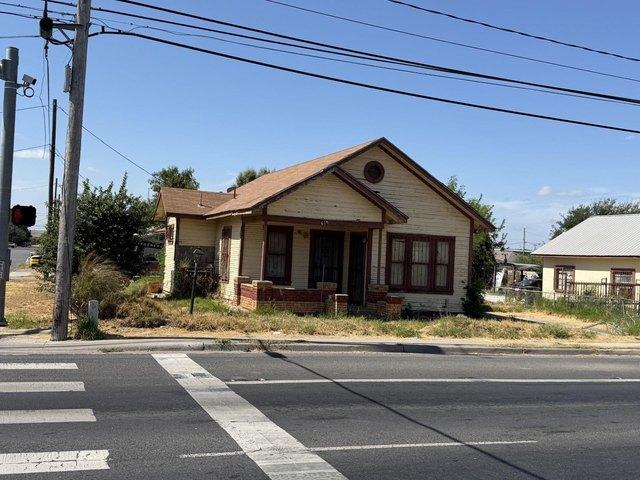 916 Chihuahua St, Laredo, TX 78040
