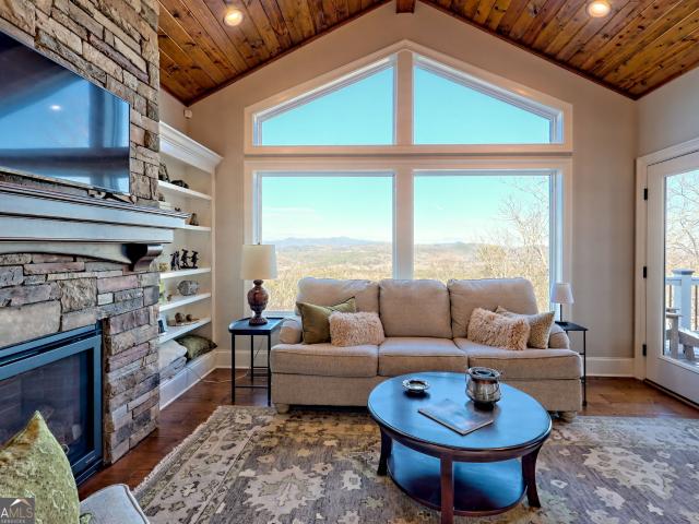 916 Arbor Dr, Lakemont, GA 30552 | MLS #10681