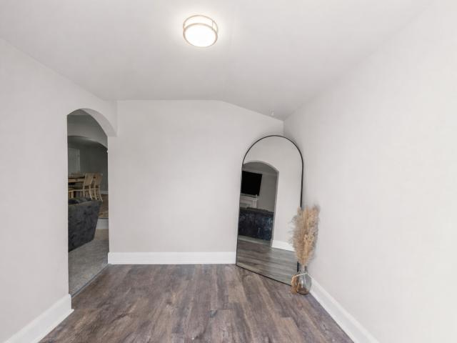 916 Barber Ln, Joliet, IL 60435 | MLS #12595 | Compass