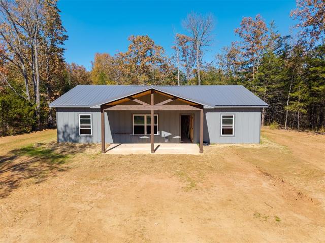 916 E Copperhead Road