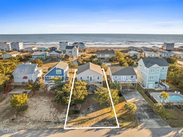 916 E Dolphin Dr, Oak Island, NC 28465