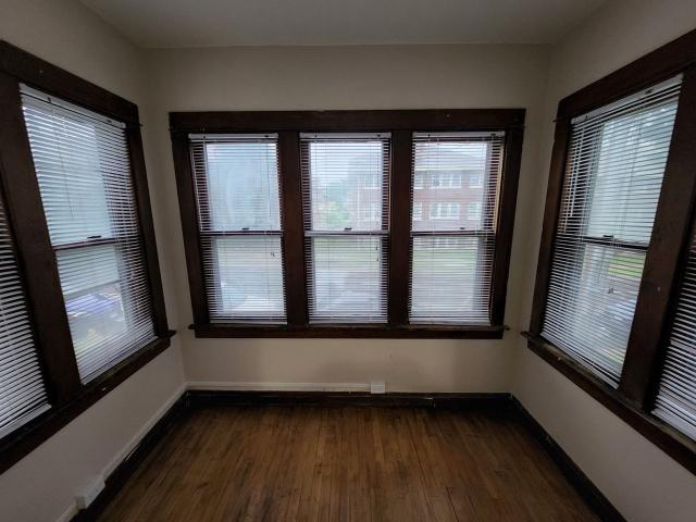 916 E Gorham St 3 Bedroom Apartment for Rent at 916 E Gorham St, Madison, WI 53703 Tenney Lapham
