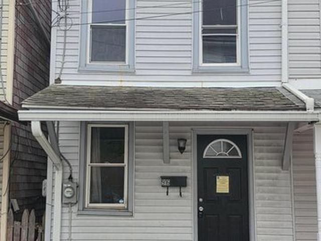 916 Elizabeth St, Lebanon, PA 17042