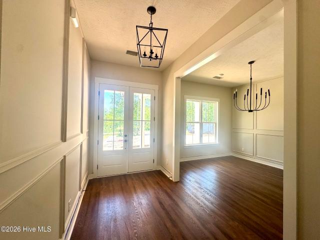 916 Fairbourne Drive
