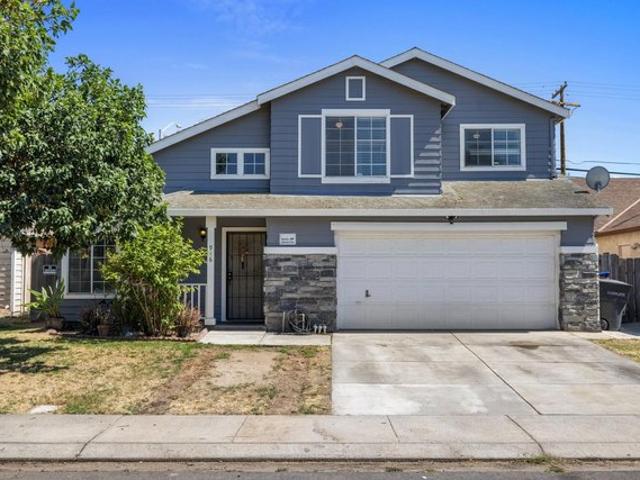 916 Fall River Dr, Modesto, CA 95351