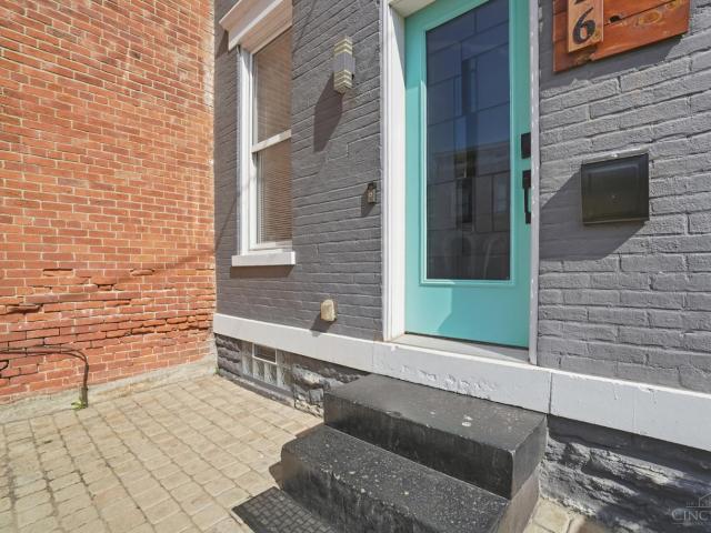 916 Findlay Street
